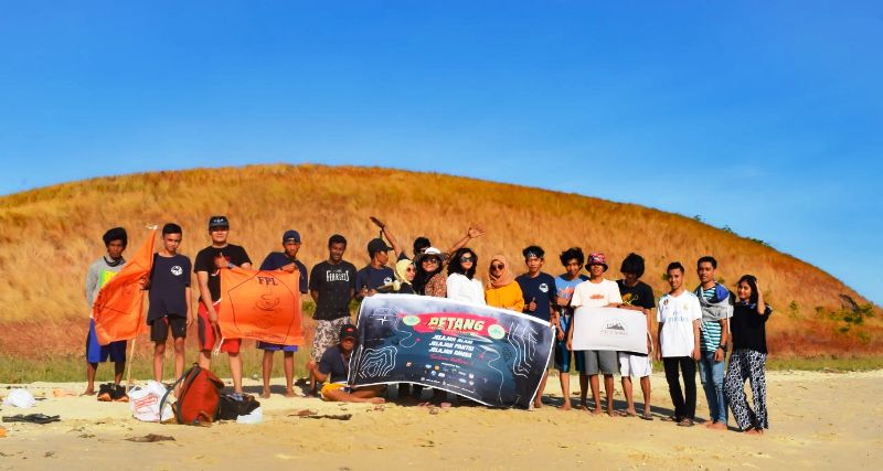 PETANG Sambut Terpilihnya Dr. Zul dengan Letusan Kembang Api - Samawa Rea