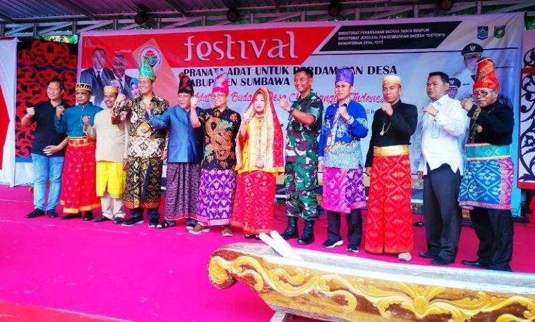 Festival Pranata Adat dan Budaya di Sumbawa untuk Perdamaian Indonesia ...