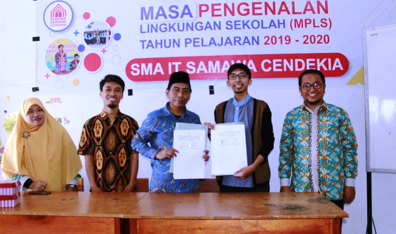 Kembangkan Sekolah Berbasis Riset, SIT SC dan UTS Teken MoU - Samawa Rea